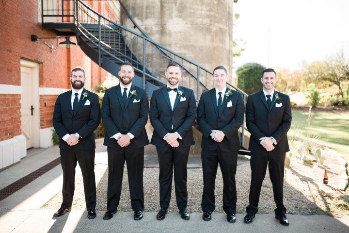 The Groomsmen Guide: How to Ace Your Groomsman Duties