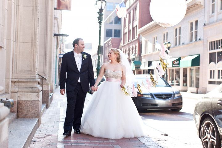 A Guide to Weddings in CT & Getting Married in Hartford