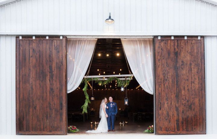 15 Cabin Wedding Venues in the U.S.