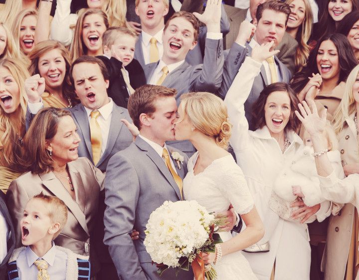 How Many Guests Should You Invite to Your Wedding?