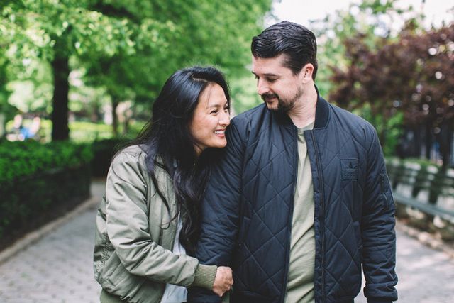 What Makes a Good Relationship? 8 Ways to Know