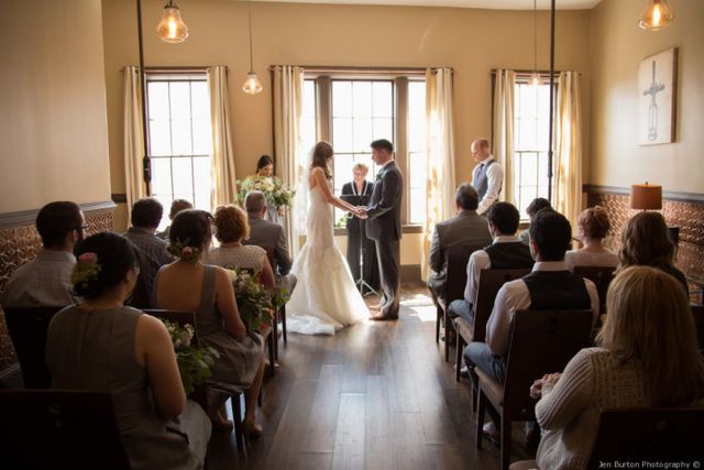 6 Reasons to Consider a Small Wedding