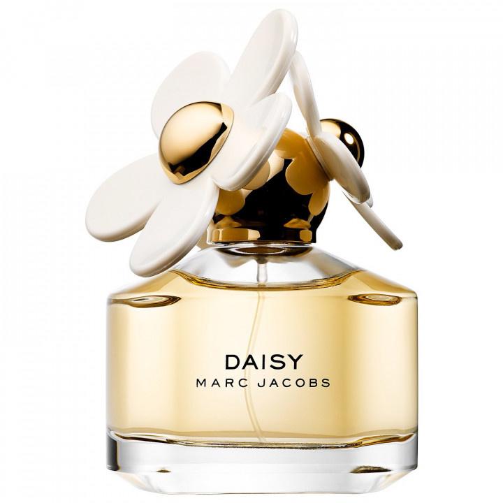 The 10 Best Wedding Perfumes to Help You Smell Amazing on Your Big Day
