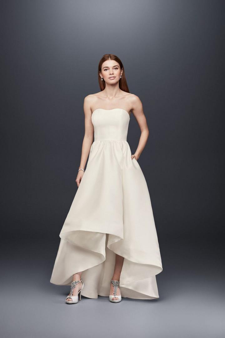 9 Wedding Dresses Under $300 for a Casual Bridal Style
