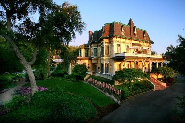 6 Affordable Sonoma & Napa Wedding Venues for Couples on a Budget