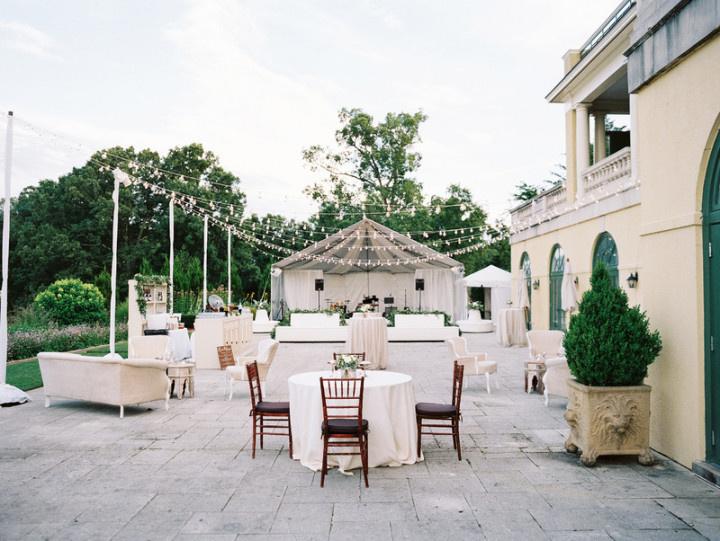 23 Wedding Lighting Ideas to Brighten Your Event Space