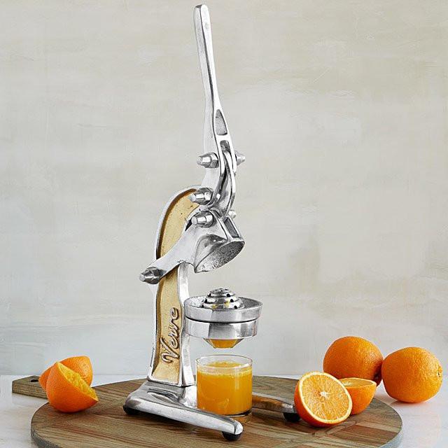 24 Anniversary Gifts for Parents to Celebrate Their Marriage