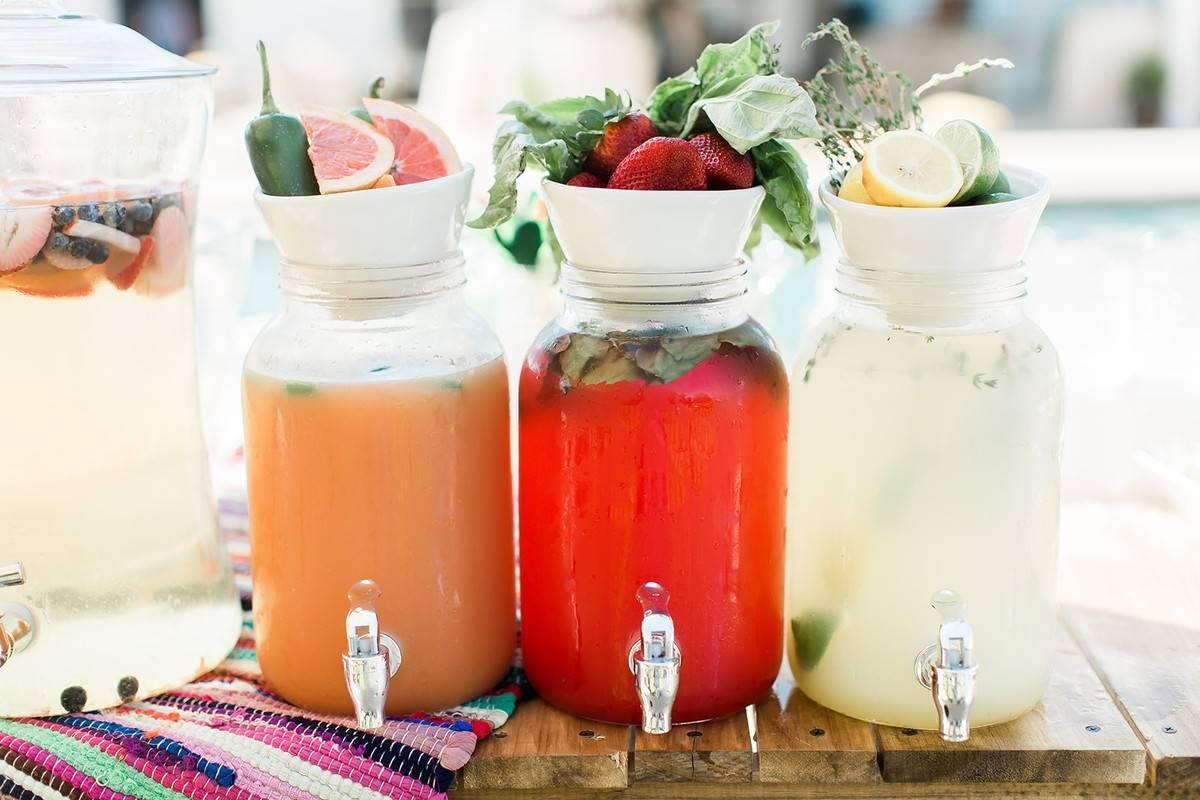 14 Backyard Wedding Ideas for an At-Home Celebration
