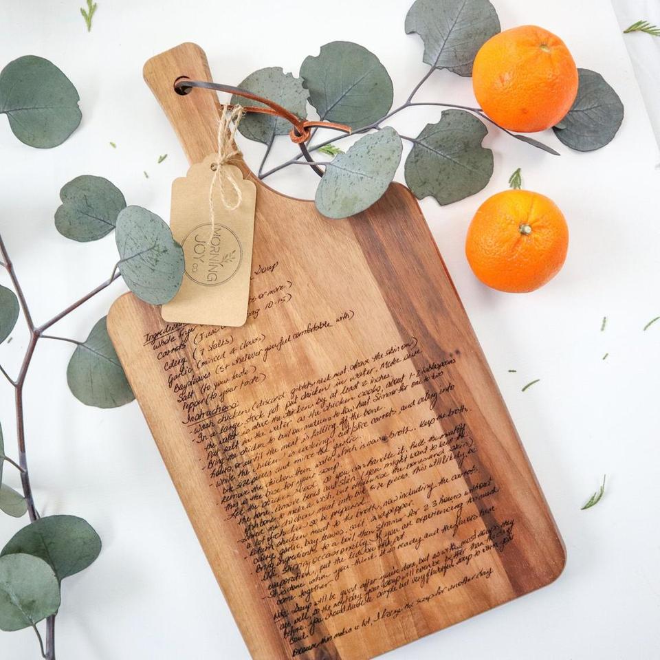 Mother of the Bride Gifts: What to Buy & When to Give Them
