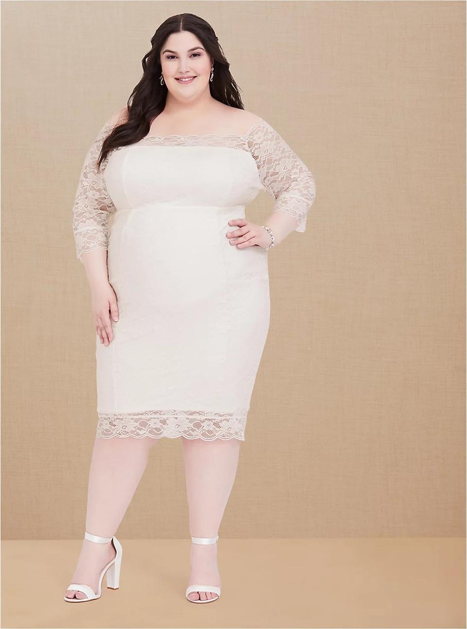 31 Rehearsal Dinner Dresses and Outfits for Trendsetting Brides