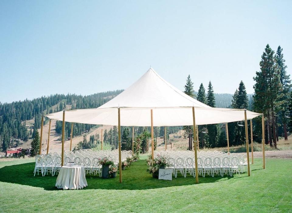 14 Lake Tahoe Wedding Venues That Are Truly Spectacular