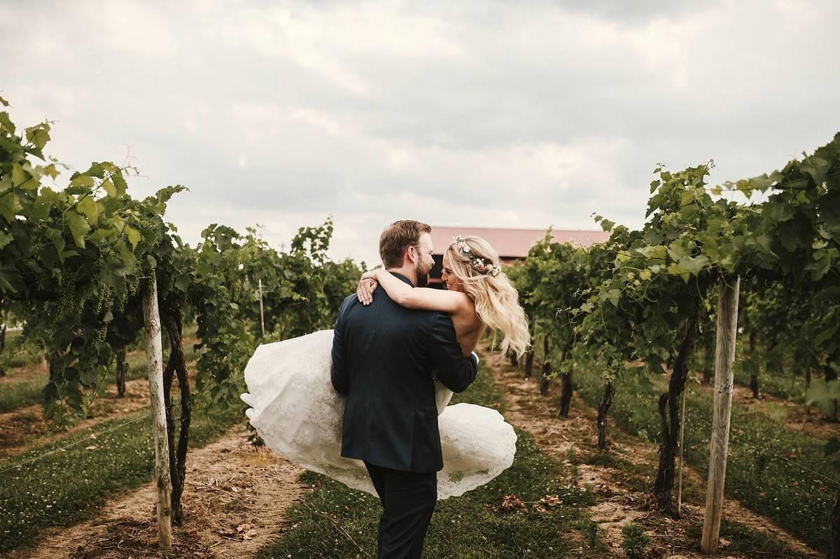 20 Scenic Winery Wedding Venues Across the Country