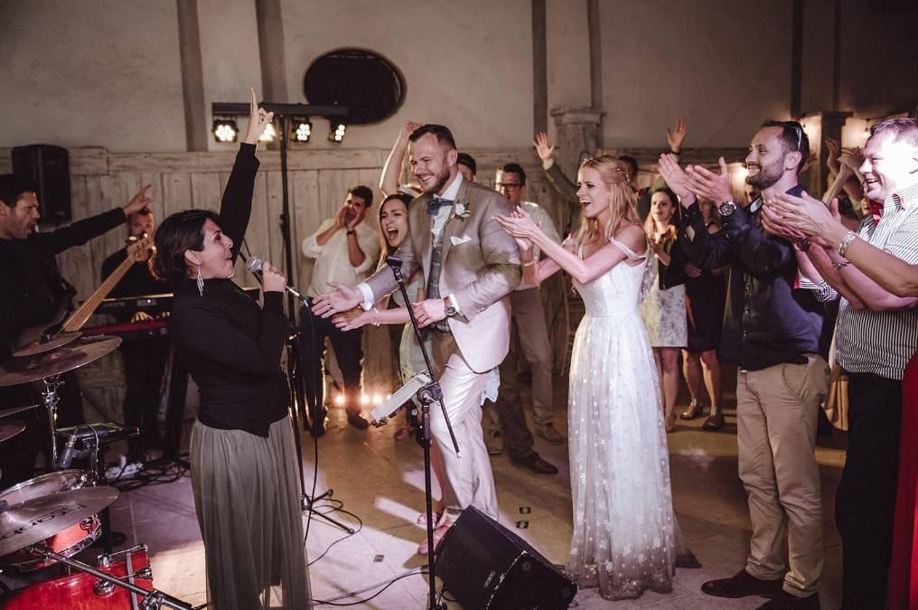 20 Italian-Themed Wedding Ideas for Mediterranean Style
