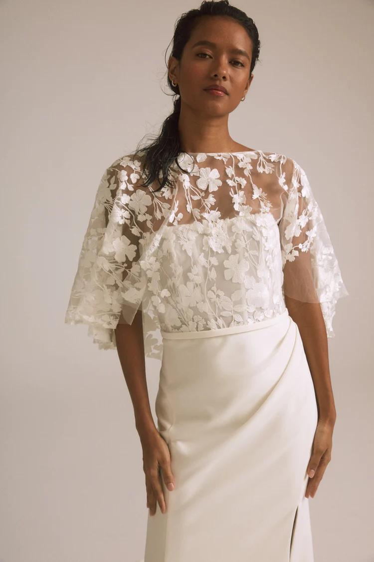 17 Wedding Shawls to Instantly Switch Up Your Bridal Look