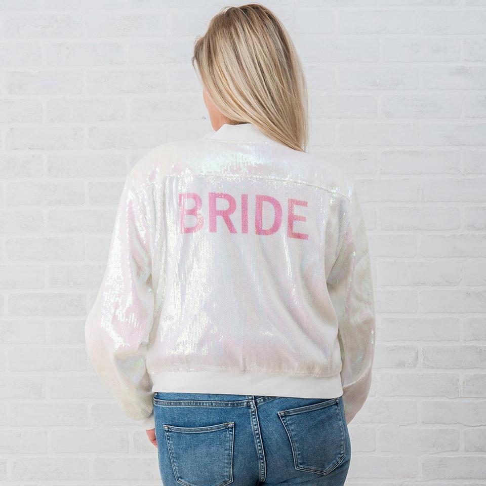 27 Bridal Jackets for Major Cool Girl Vibes on Your Wedding Day