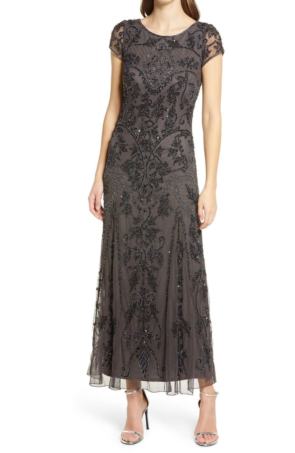 22 Grandmother-of-the-Bride Dresses That Are Classic & Elegant