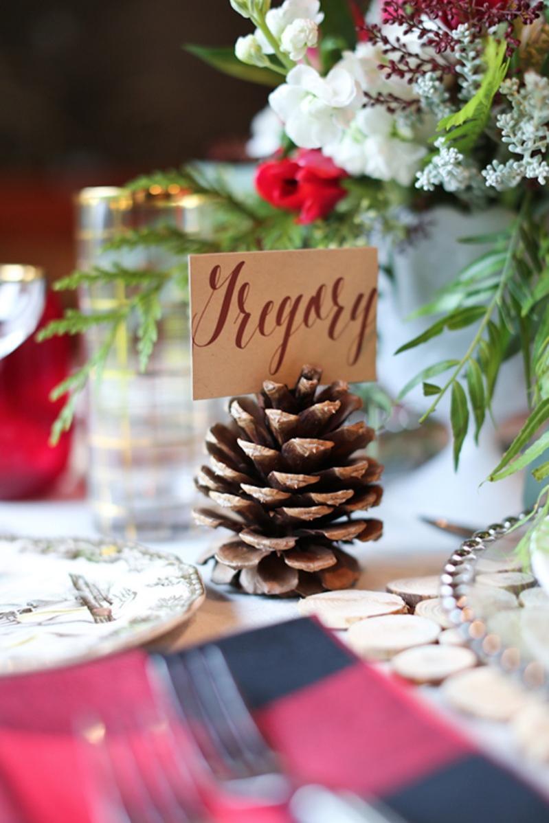 22 Christmas Wedding Ideas That Are Full of Holiday Cheer