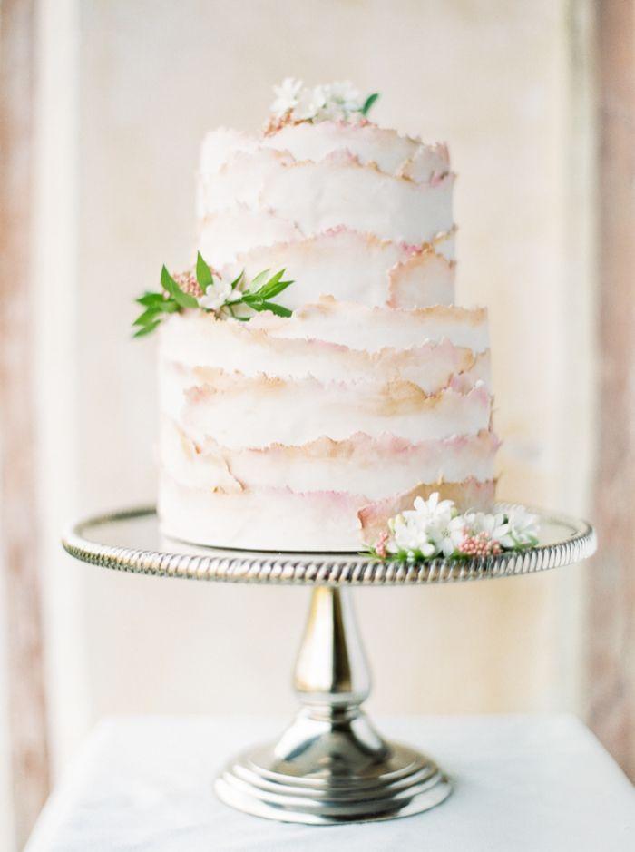 20 White Wedding Cake Ideas That Are Far From Boring