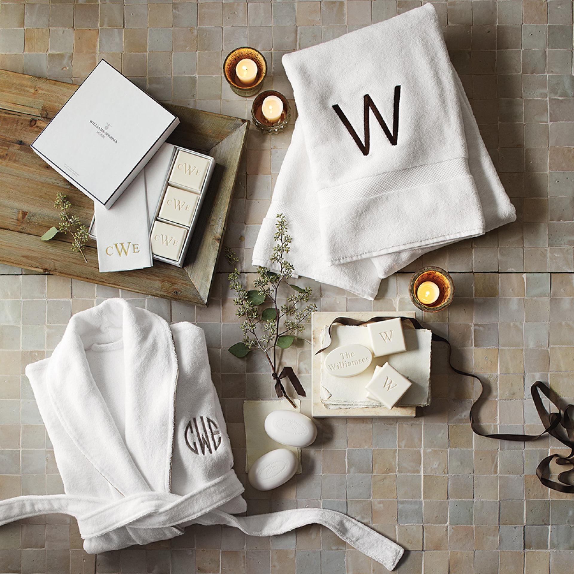 25 Wedding Party Gifts for Everyone in Your Crew