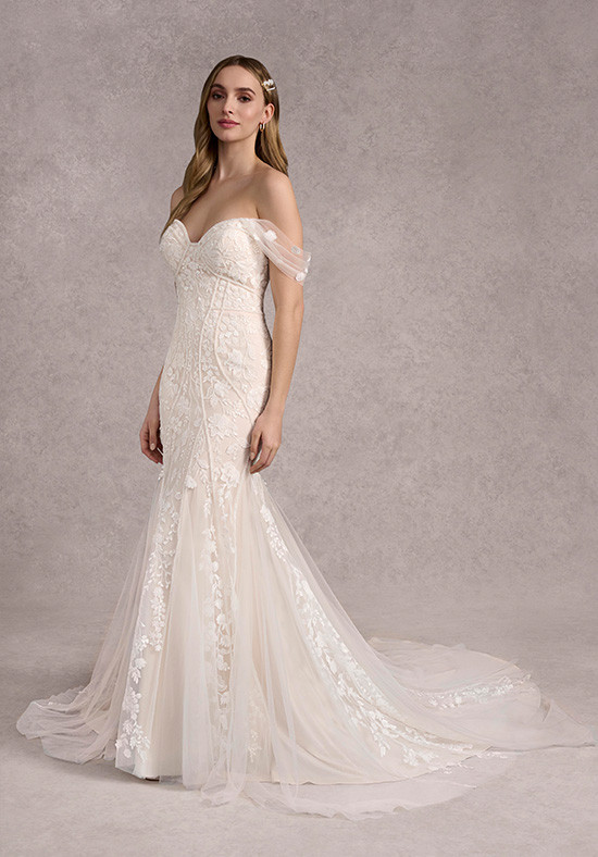 31267 Sheath Wedding Dress by Adrianna Papell Platinum - WeddingWire.com
