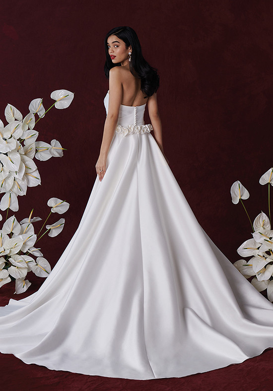 Hayden Flared cut / Fit-n-Flare Wedding Dress by Justin Alexander ...