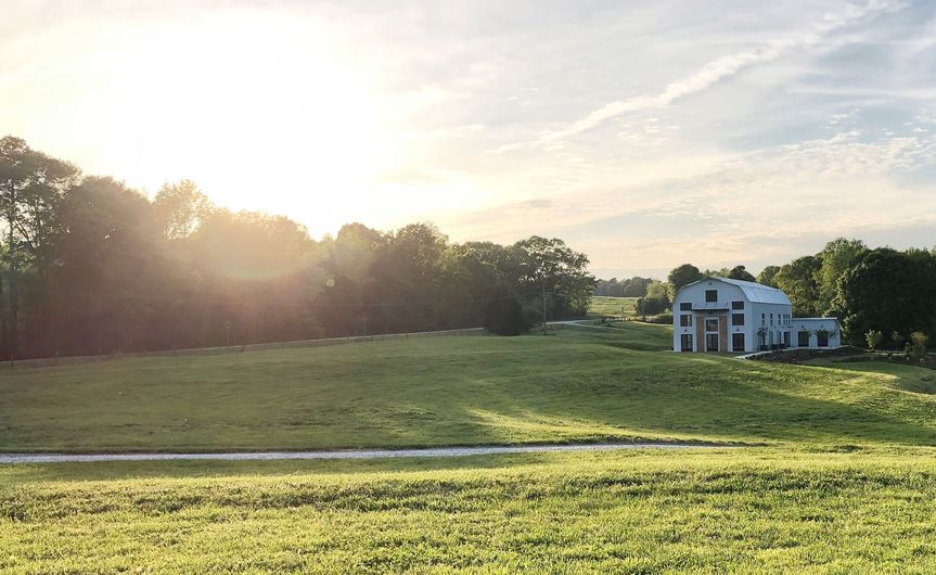Barn South - Venue - Talmo, GA - WeddingWire