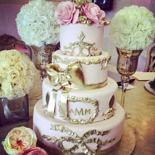 Johnson's Custom Cakes - Wedding Cake - West Palm Beach, FL - WeddingWire