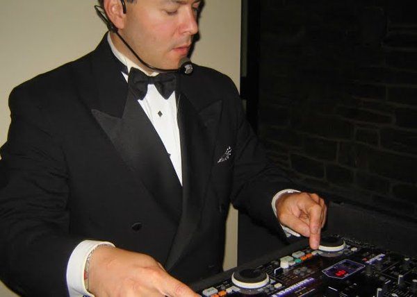 Frederick Hart Entertainment, LLC - DJ - Cherry Hill, NJ - WeddingWire