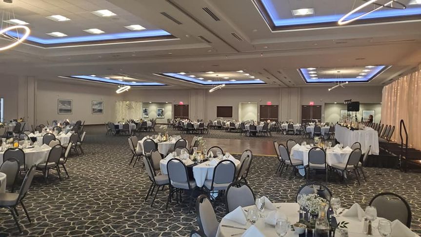 Hilton Garden Inn and Cedar Falls Convention & Event Center - Venue ...
