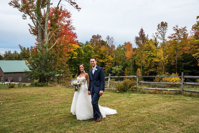 Locke Falls Farm - Venue - Wonalancet, NH - WeddingWire