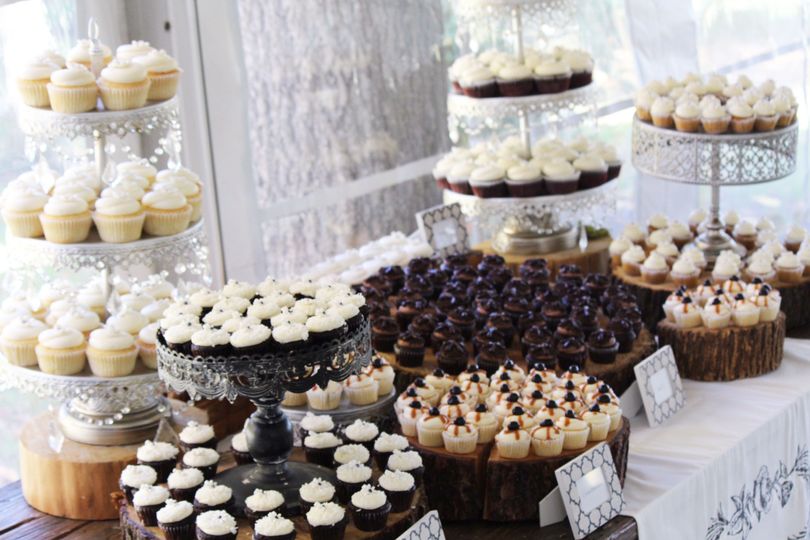 Lancaster Cupcake LLC - Wedding Cake - Mount Joy, PA - WeddingWire