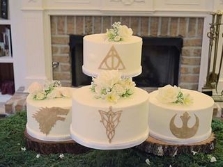 Km Cake Design - Wedding Cake - Rincon, GA - WeddingWire