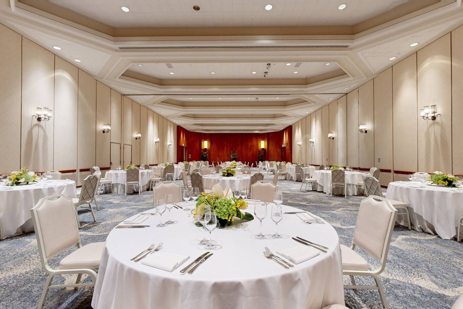 Halekulani Hotel - Reviews, Photos & Deals 2026 - Honolulu, HI ...