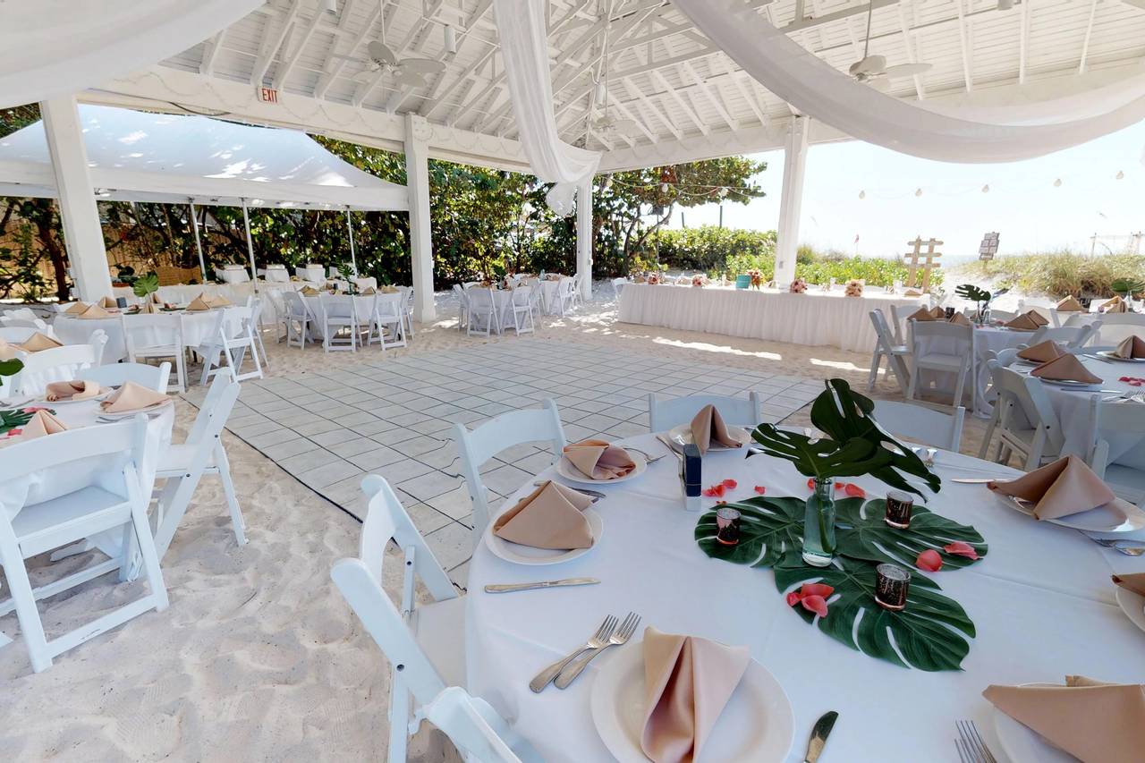 The Grand Pavilion at The Sandbar - Restaurant Weddings - Anna Maria ...
