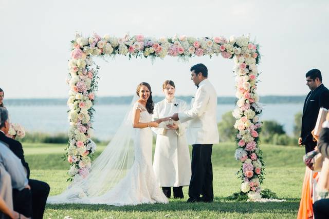 The 10 Best Wedding Officiants in [LOCATION] - WeddingWire