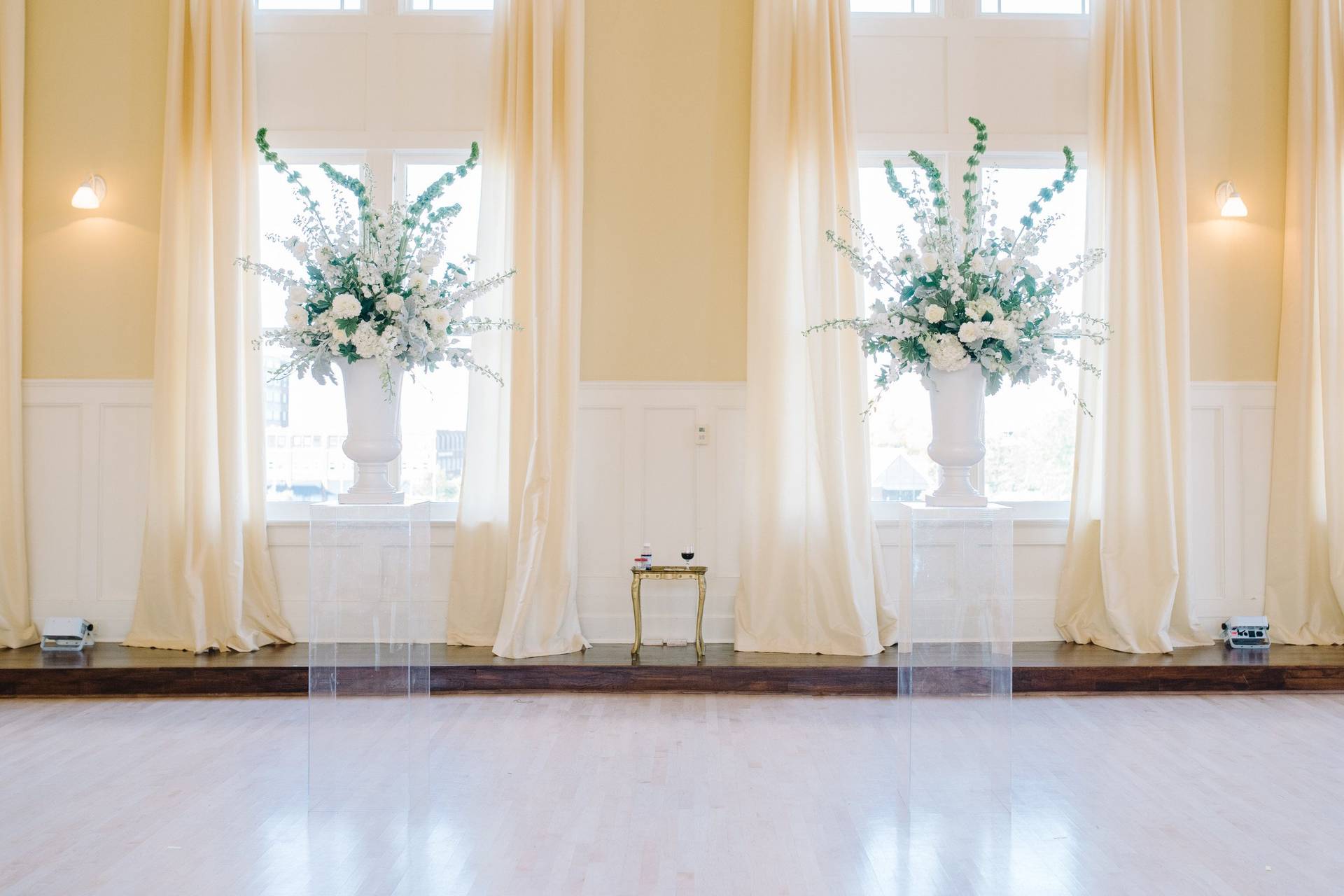 Tipton Hurst Florist - Reviews, Photos & Deals 2026 - Little Rock, AR ...