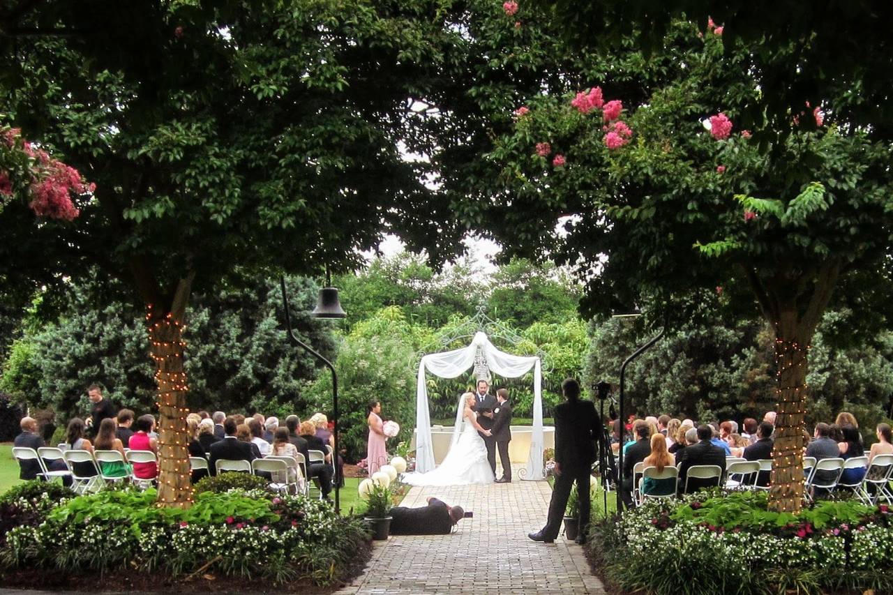 Vines Mansion & Gardens - Mansion Weddings - Loganville, GA - WeddingWire
