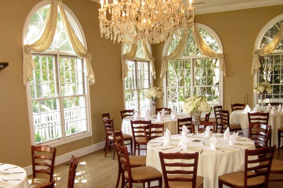 Vines Mansion & Gardens - Venue - Loganville, GA - WeddingWire