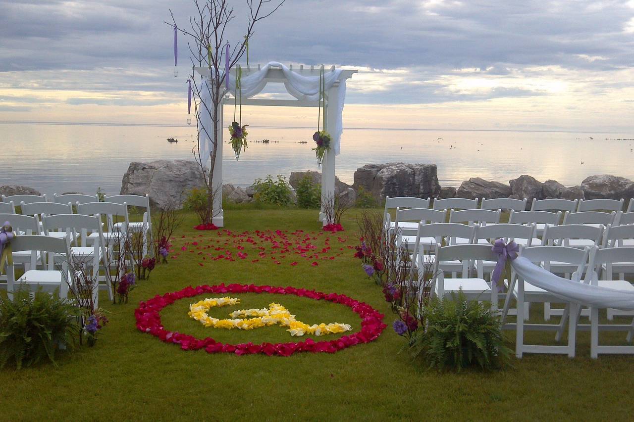 Gordon Lodge - Venue - Baileys Harbor, WI - WeddingWire