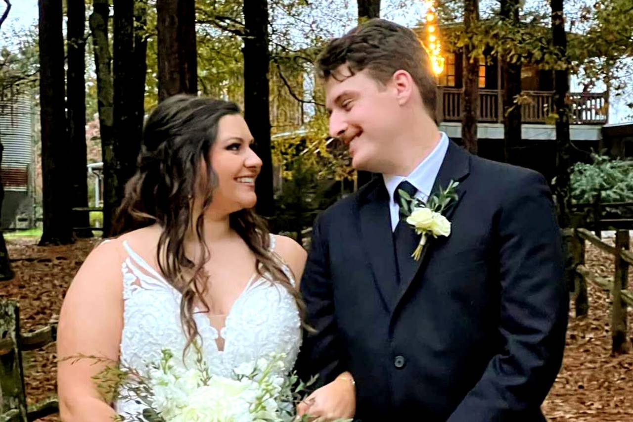 Beautiful Beginnings Farm - Barn & Farm Wedding Venues - Newborn, GA ...