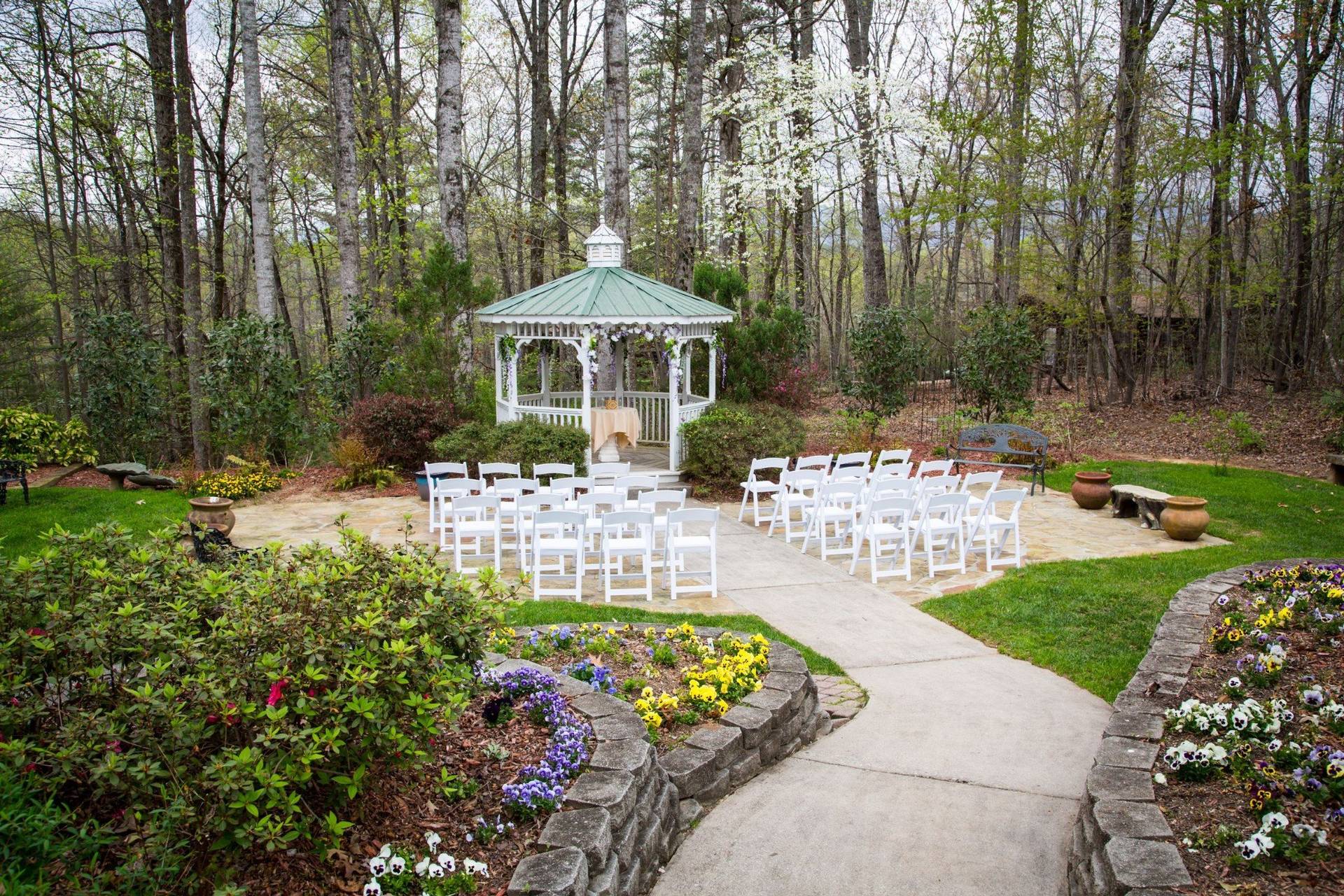 Forrest Hills Mountain Resort - Reviews, Photos & Deals 2026 ...