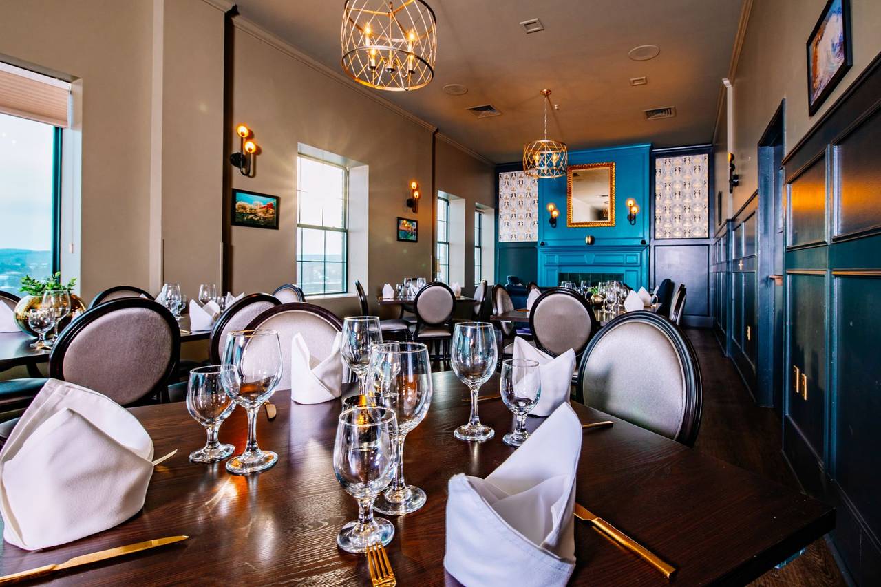 Hotel Wedding Venues - WeddingWire