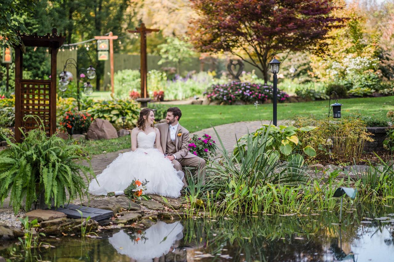 Avon Gardens - Reviews, Photos & Deals 2026 - Avon, IN - WeddingWire