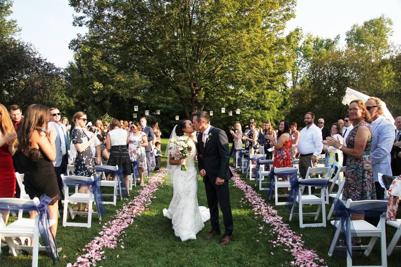 Avon Gardens - Reviews, Photos & Deals 2026 - Avon, IN - WeddingWire