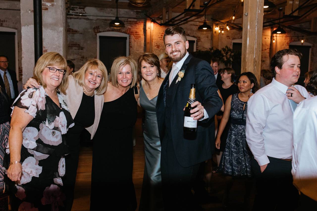 Hotel Millwright - Venue - Amana, IA - WeddingWire