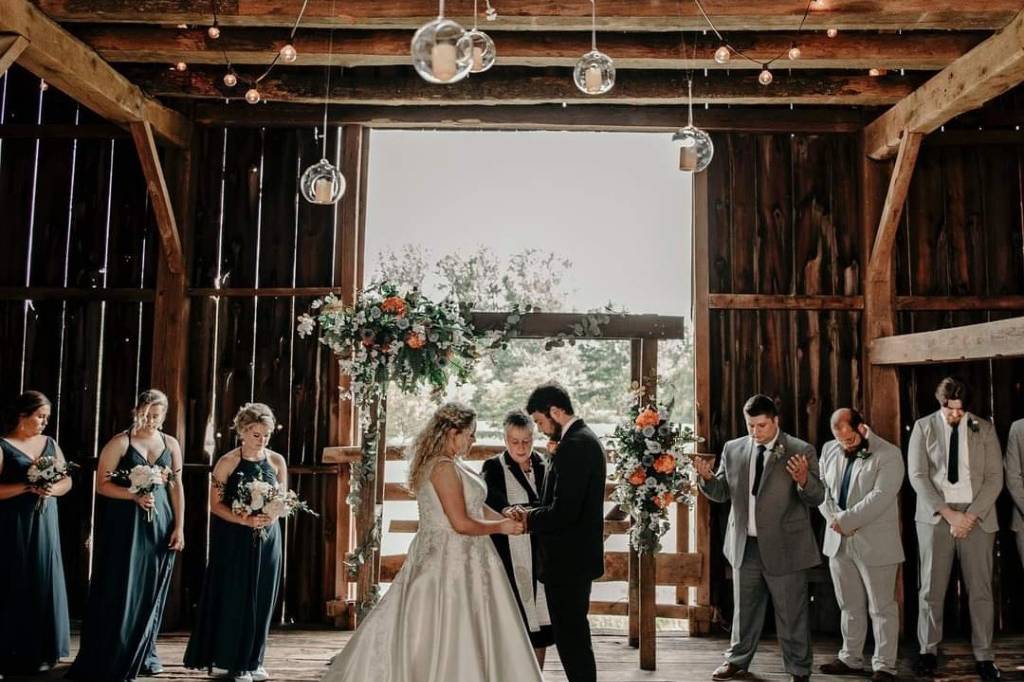 Buckland - Barn & Farm Weddings - Delta, OH - WeddingWire