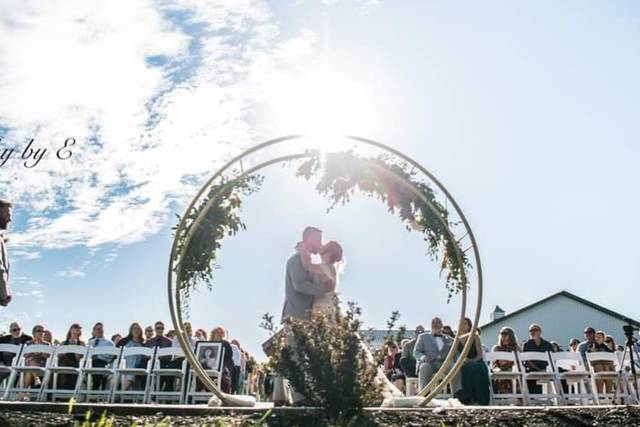 Buckland - Barn & Farm Weddings - Delta, OH - WeddingWire