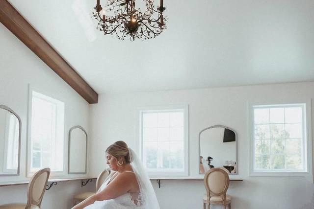 Buckland - Barn & Farm Weddings - Delta, OH - WeddingWire