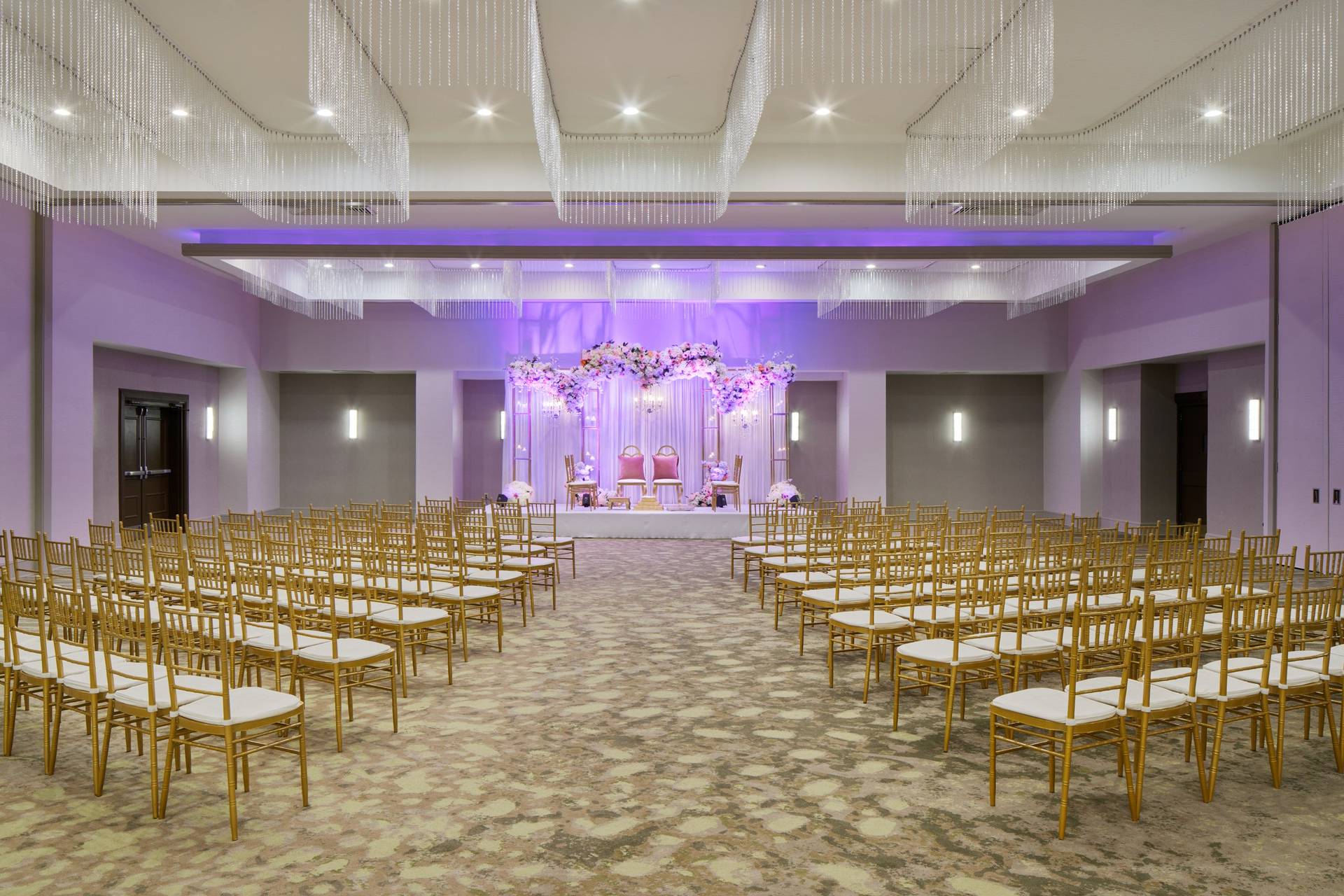 Hilton Hasbrouck Heights - Reviews, Photos & Deals 2026 - Hasbrouck ...