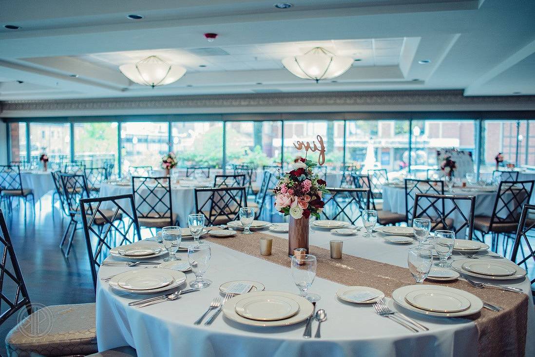 Paramount's Meyer Ballroom - Banquet Halls - Aurora, IL - WeddingWire